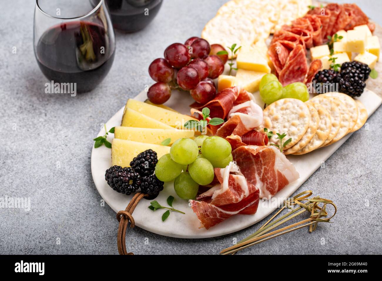 Charcuterie Auswahl Stockfotos und -bilder Kaufen - Alamy