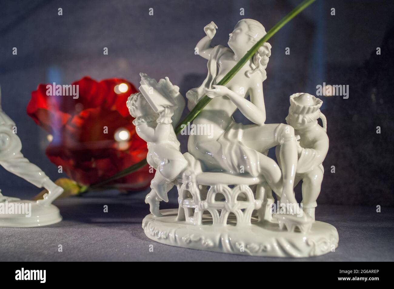 Porcelaine augarten -Fotos und -Bildmaterial in hoher Auflösung – Alamy