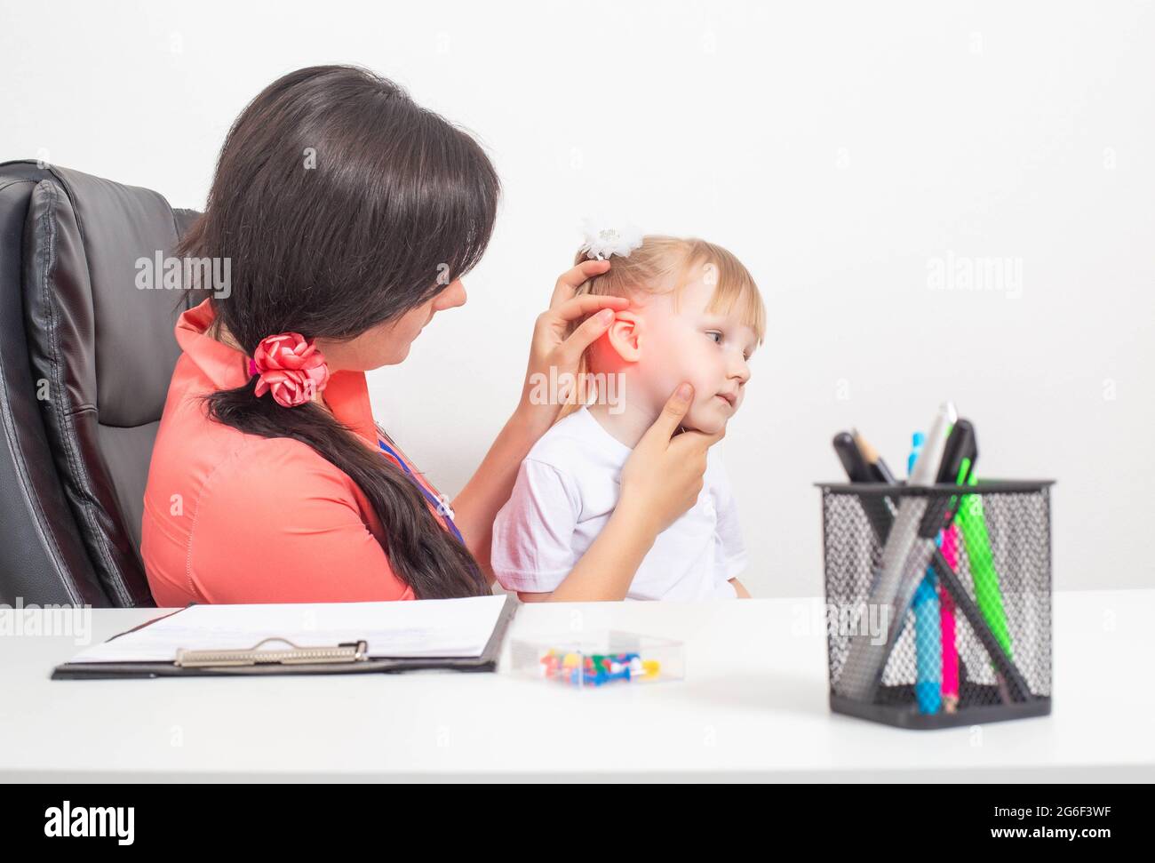 Symptomatology, children -Fotos und -Bildmaterial in hoher Auflösung ...