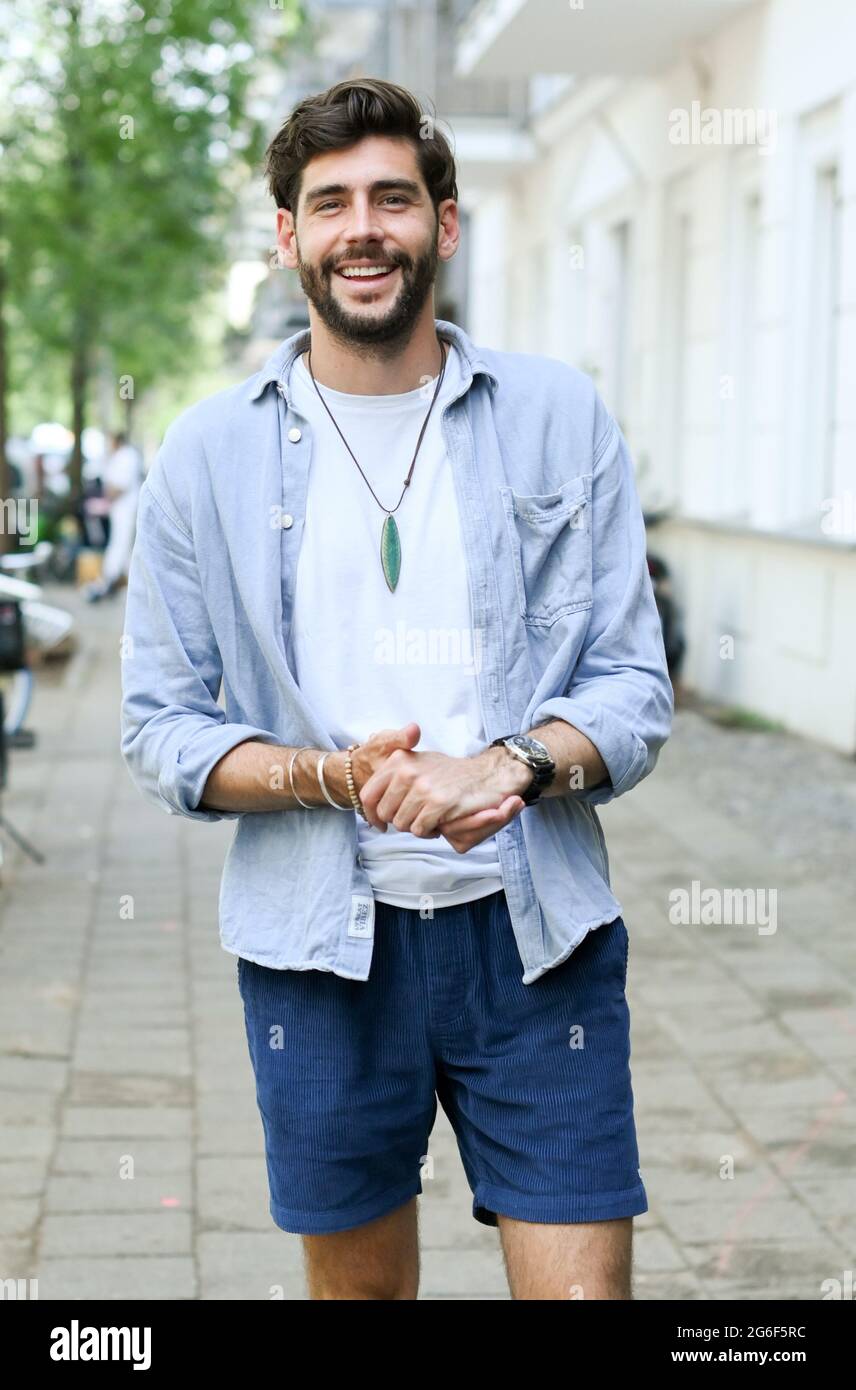 Berlin, Deutschland. Juli 2021. Der spanisch-deutsche Popsänger Alvaro ...