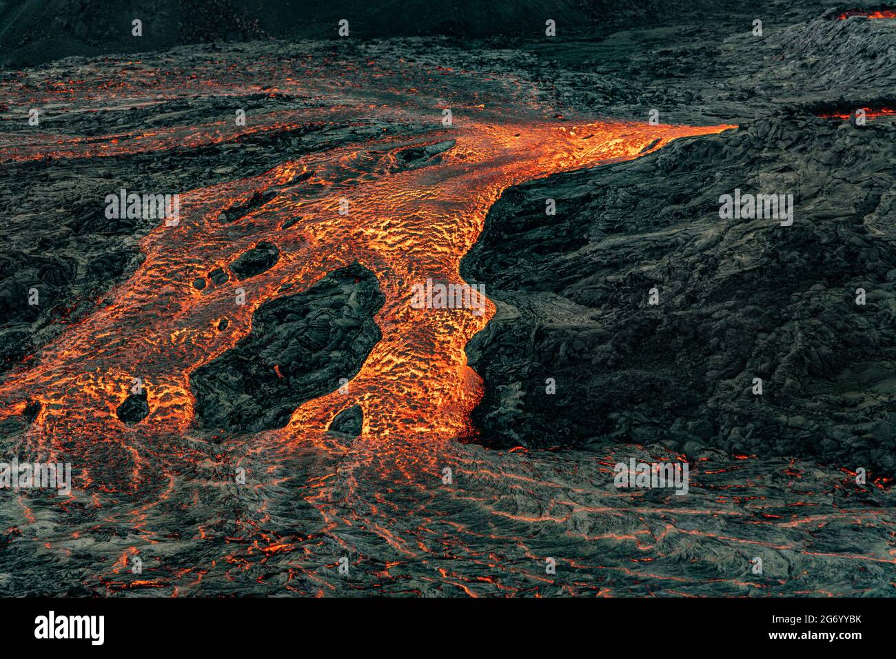 Island geschmolzene lava -Fotos und -Bildmaterial in hoher Auflösung ...