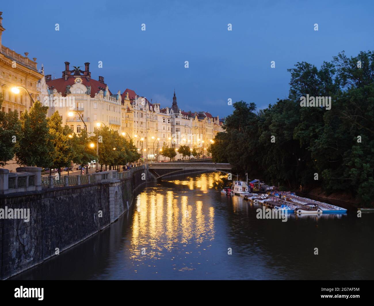 Slovansky ostrow -Fotos und -Bildmaterial in hoher Auflösung – Alamy