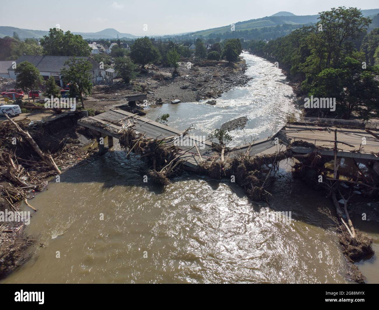 Hochwasser 2021 ahr -Fotos und -Bildmaterial in hoher Auflösung - Seite 2 - Alamy
