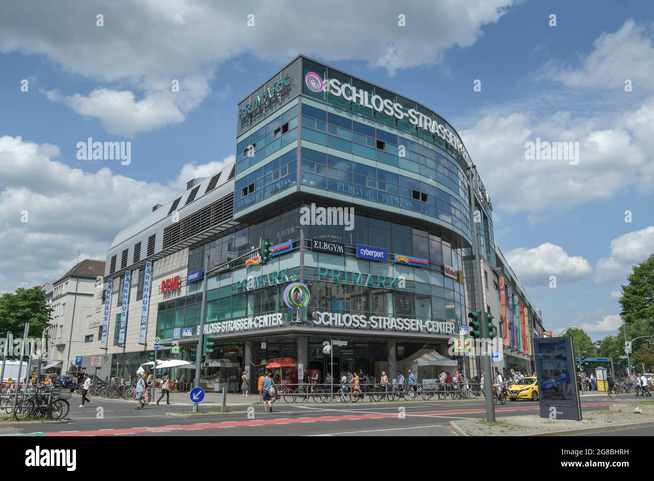 Shopping mall berlin steglitz schloss -Fotos und -Bildmaterial in hoher ...