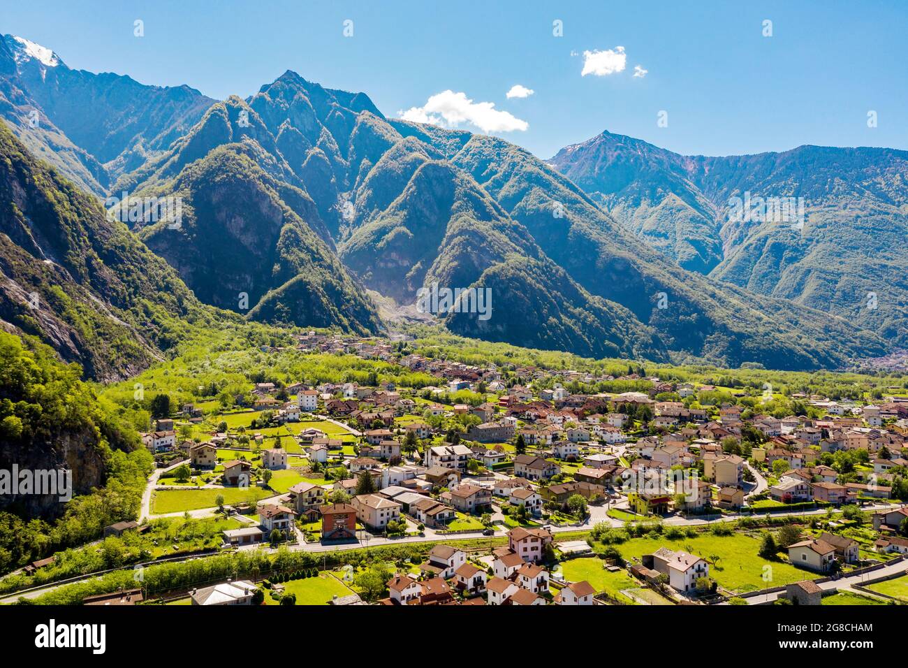 Novate mezzola -Fotos und -Bildmaterial in hoher Auflösung – Alamy