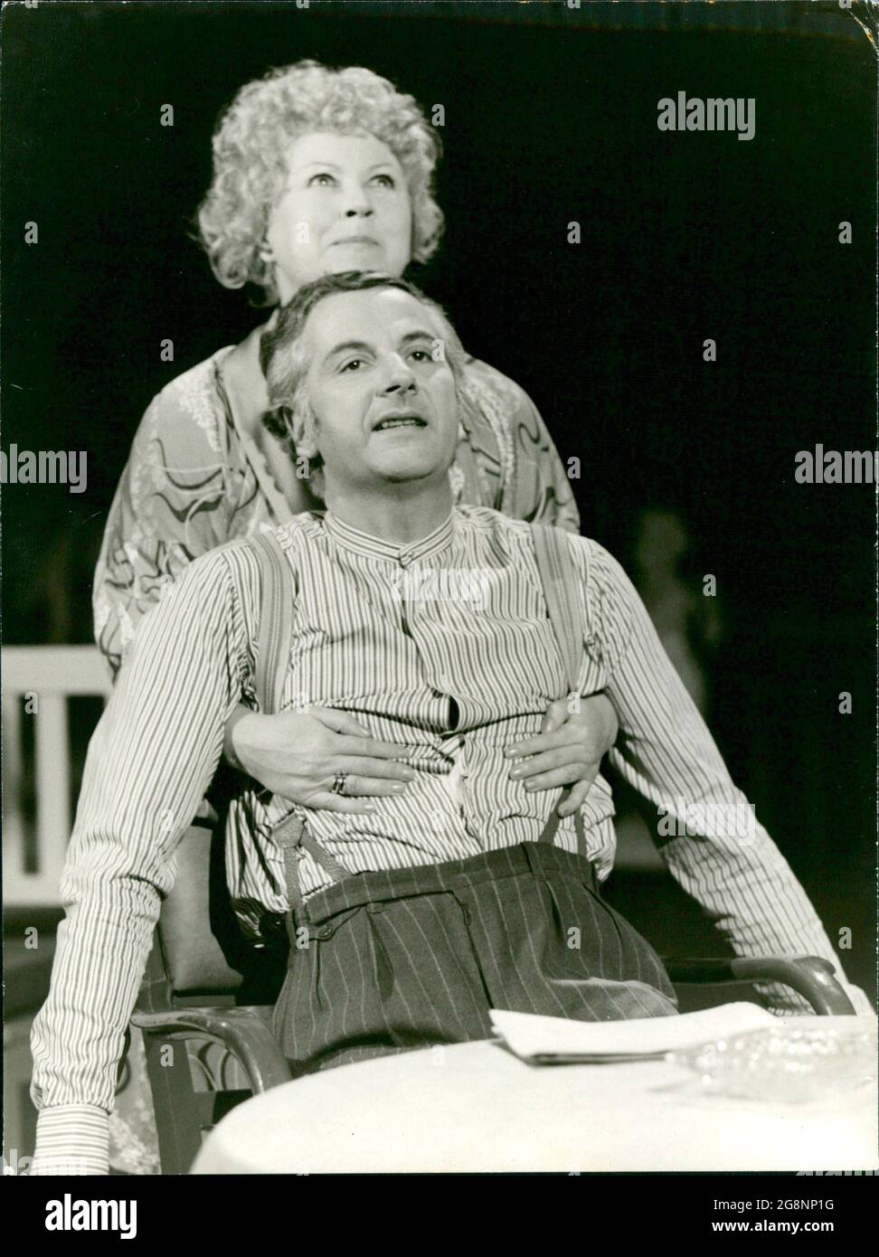 Das Bild zeigt einen Ausschnitt aus der deutschen TV-Komödie „ein ...