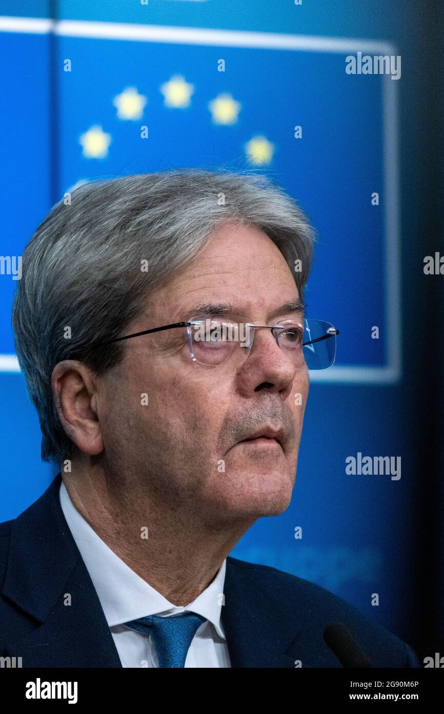 Informelle wirtschaft in europa -Fotos und -Bildmaterial in hoher ...