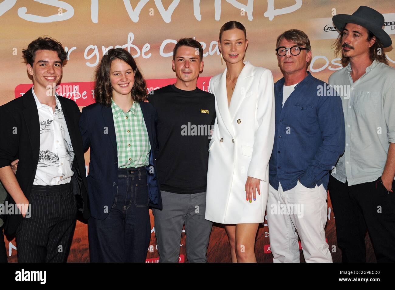 München, Deutschland. Juli 2021. Die Schauspieler Matteo Miska, Luna ...