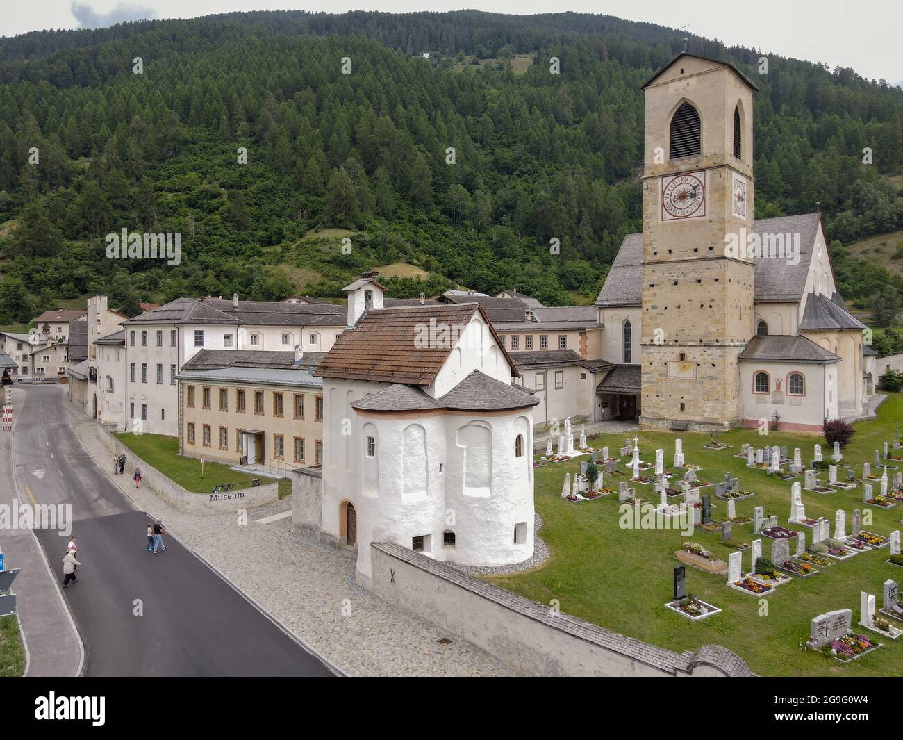 Benediktinerkloster von st john in mustair -Fotos und -Bildmaterial in ...
