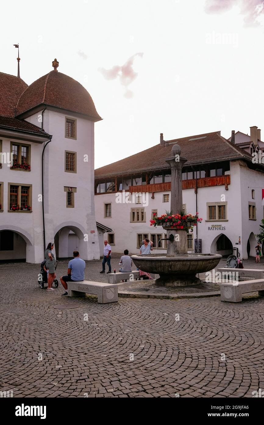 Thun Rathausplatz in der Altstadt von Thun Kanton Bern, Schweiz ...