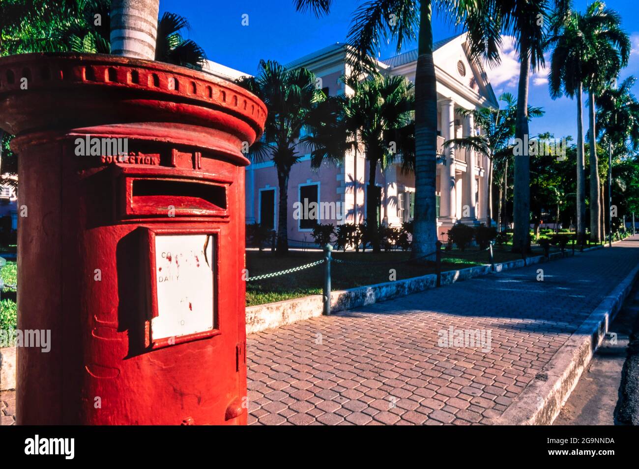 Nassau bahamas letterbox -Fotos und -Bildmaterial in hoher Auflösung ...