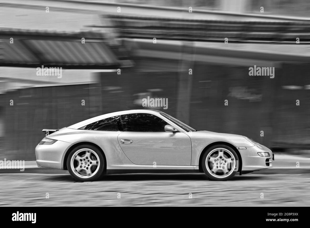 Porsche 911 graue autos Stockfotos und -bilder Kaufen - Alamy