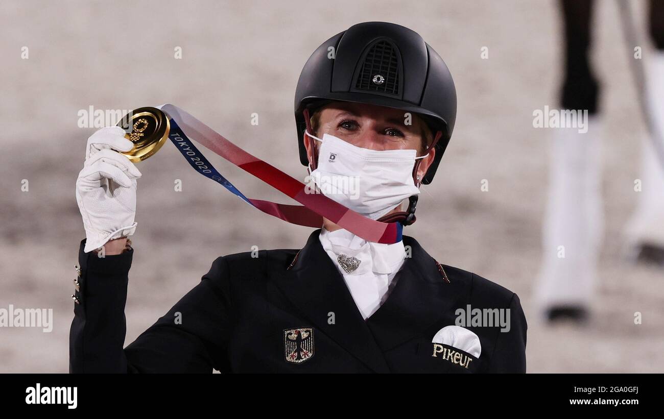 Olympische Spiele 2020 In Tokio - Reiten - Dressur - Team ... Olympische Spiele 2020 In Tokio - Reiten - Dressur - Team ...