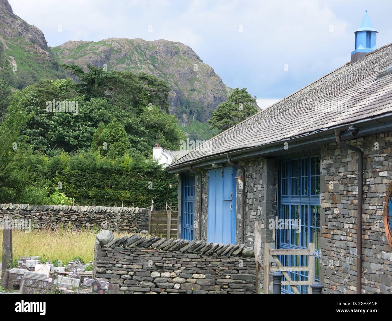 John ruskin museum coniston -Fotos und -Bildmaterial in hoher Auflösung ...