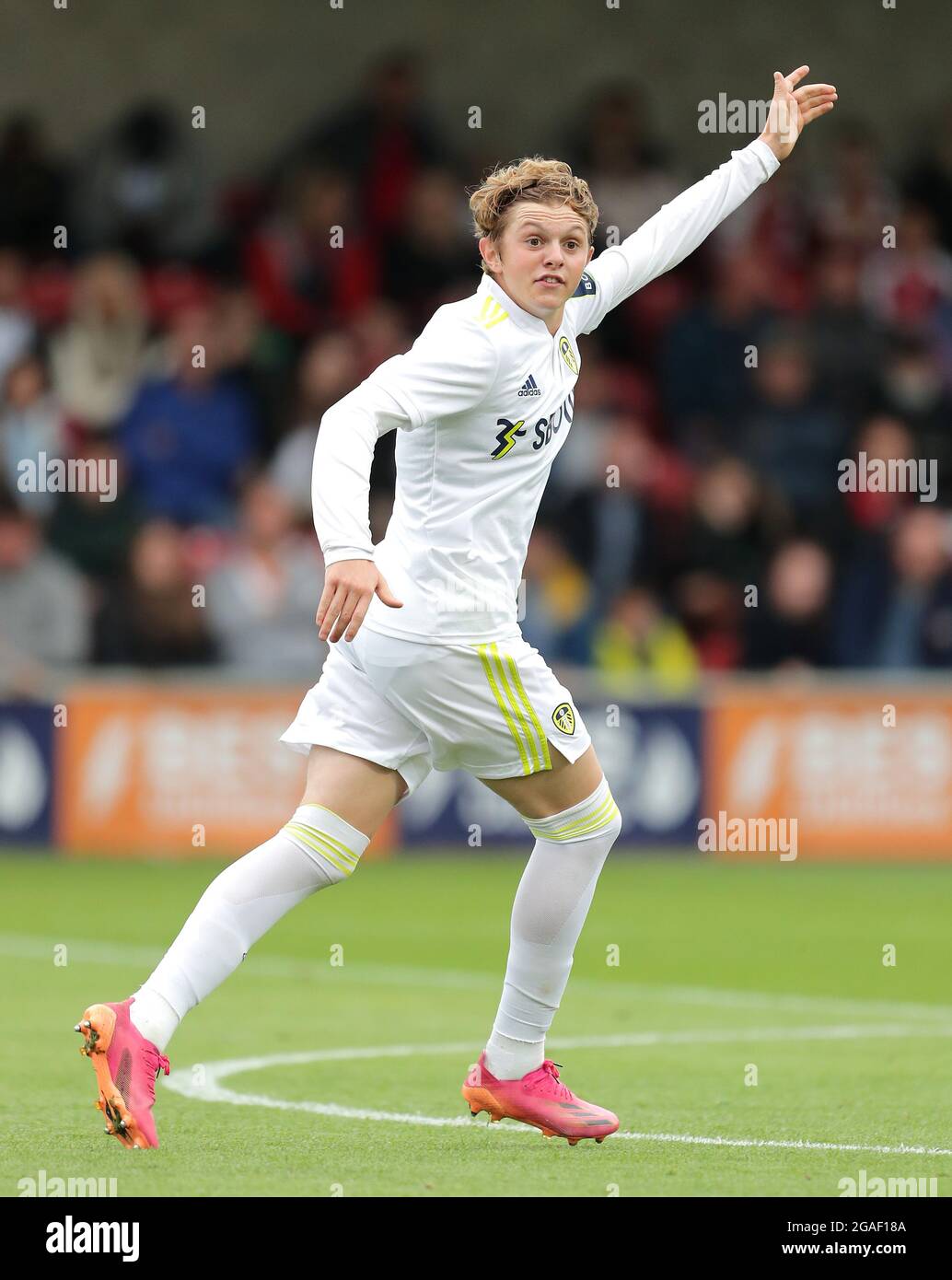 Leeds united max dean -Fotos und -Bildmaterial in hoher Auflösung – Alamy