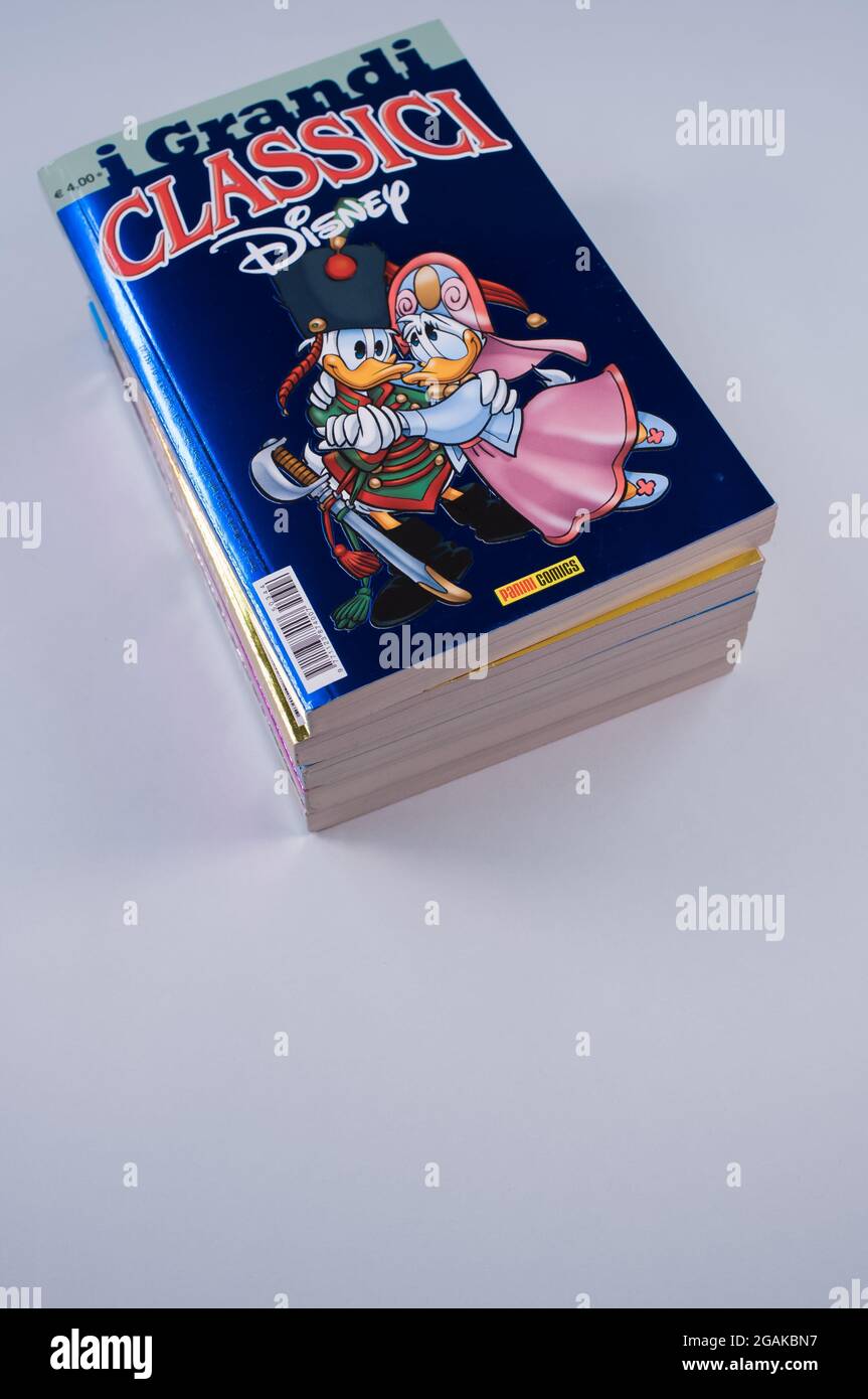 Comic bücher mickey -Fotos und -Bildmaterial in hoher Auflösung – Alamy