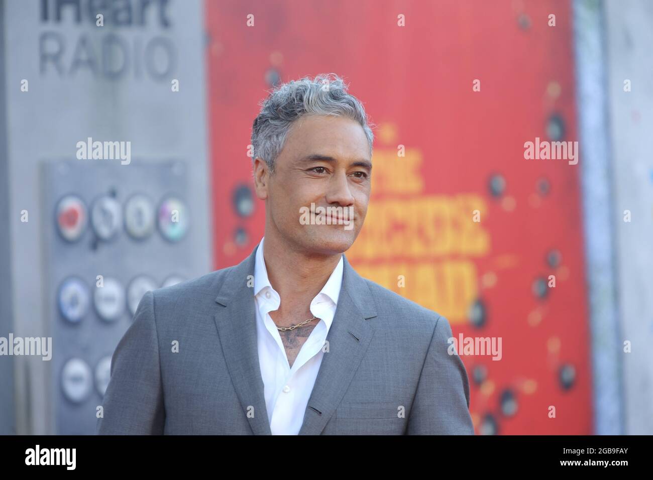 Taika Waititi bei der Premiere von „The Suicide Squad“ im Regency ...
