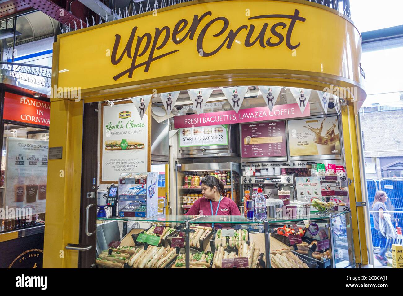 Bahnhof kiosk -Fotos und -Bildmaterial in hoher Auflösung – Alamy