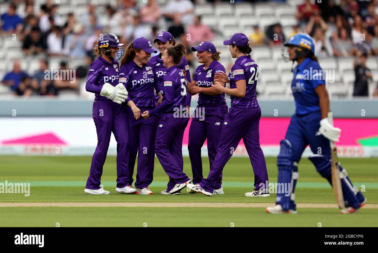 Naomi dattani -Fotos und -Bildmaterial in hoher Auflösung – Alamy