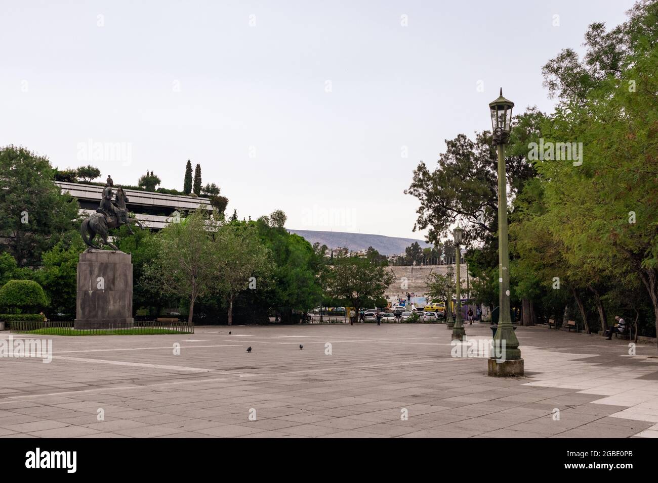 Athen, Griechenland - 24. September 2019: Statue von George Karaiskakis ...
