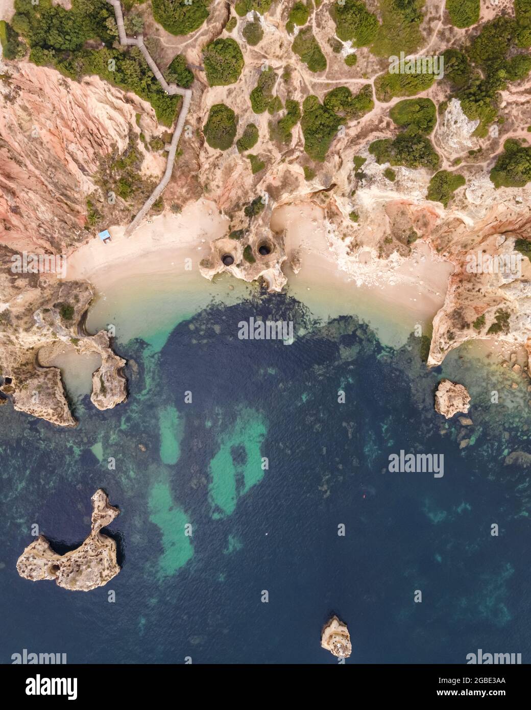 Praia dos pinheiros strand -Fotos und -Bildmaterial in hoher Auflösung ...