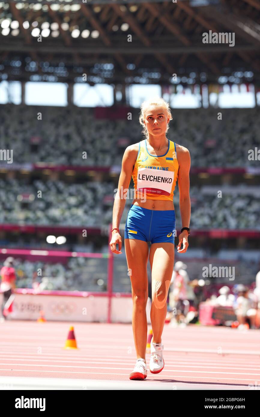 Julia lewtschenko leichtathletik -Fotos und -Bildmaterial in hoher ...