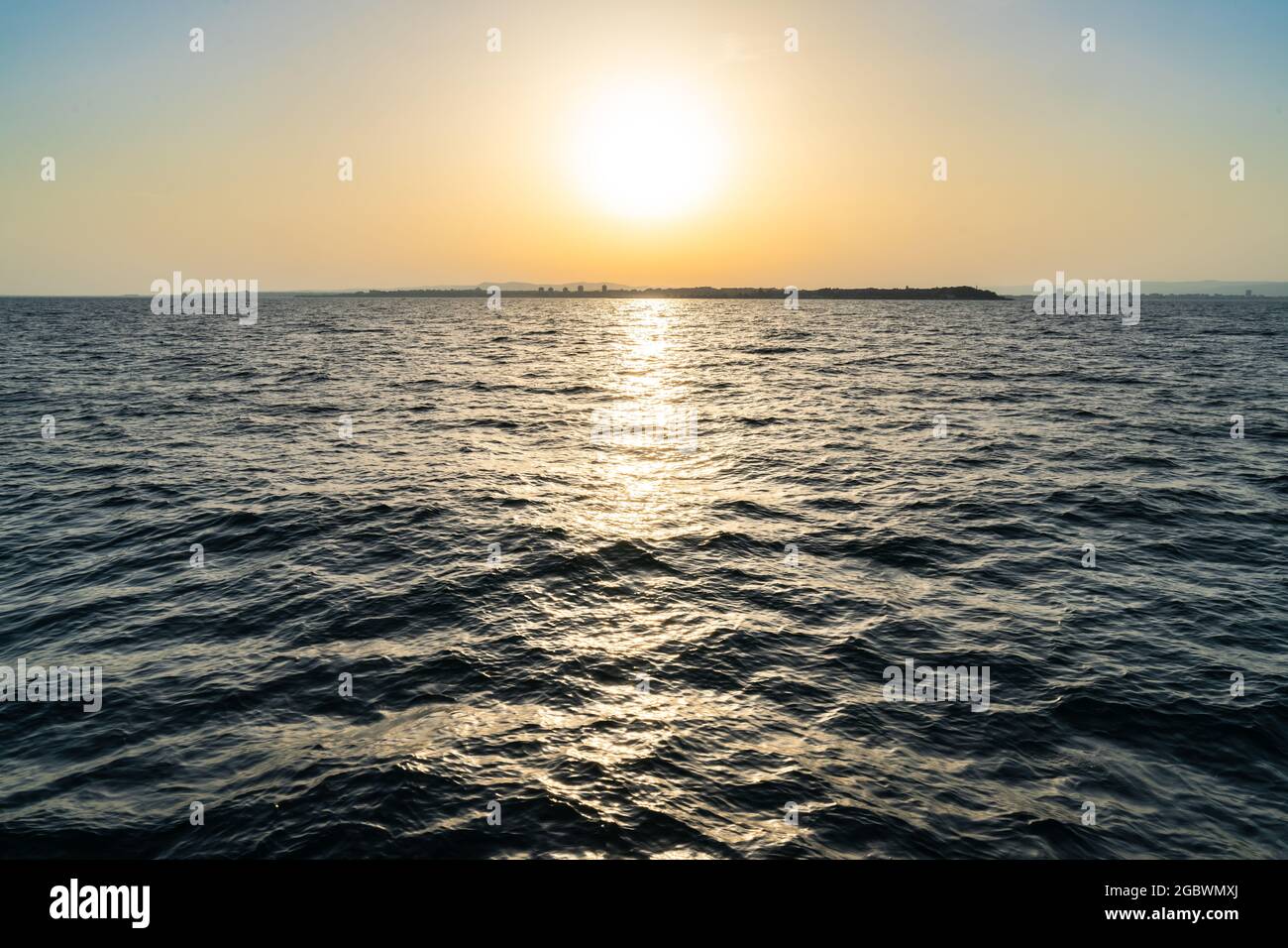 Romantischer strand -Fotos und -Bildmaterial in hoher Auflösung – Alamy