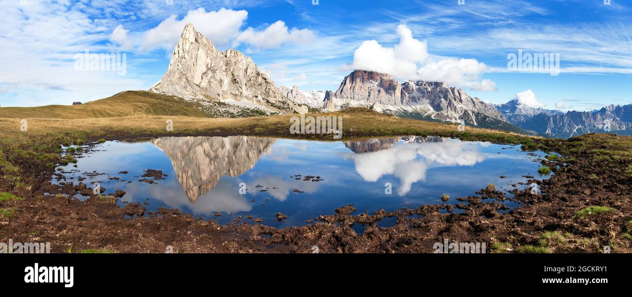 Blick vom Passo Giau Berg Ra Gusela vom Nuvolau Gruppe und Tofana oder ...