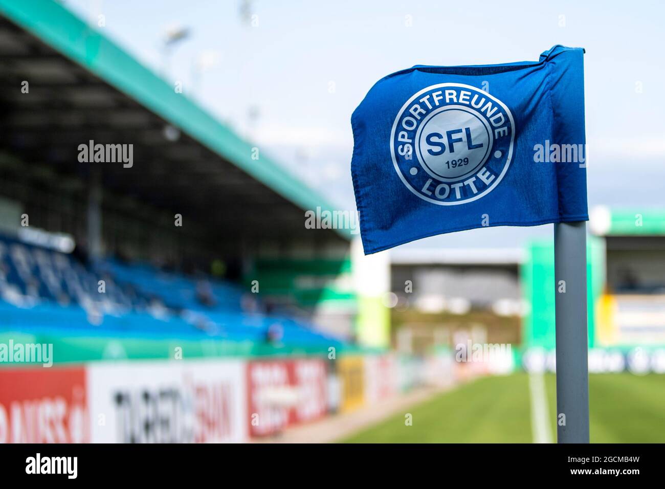 Karlsruher sc logo -Fotos und -Bildmaterial in hoher Auflösung – Alamy