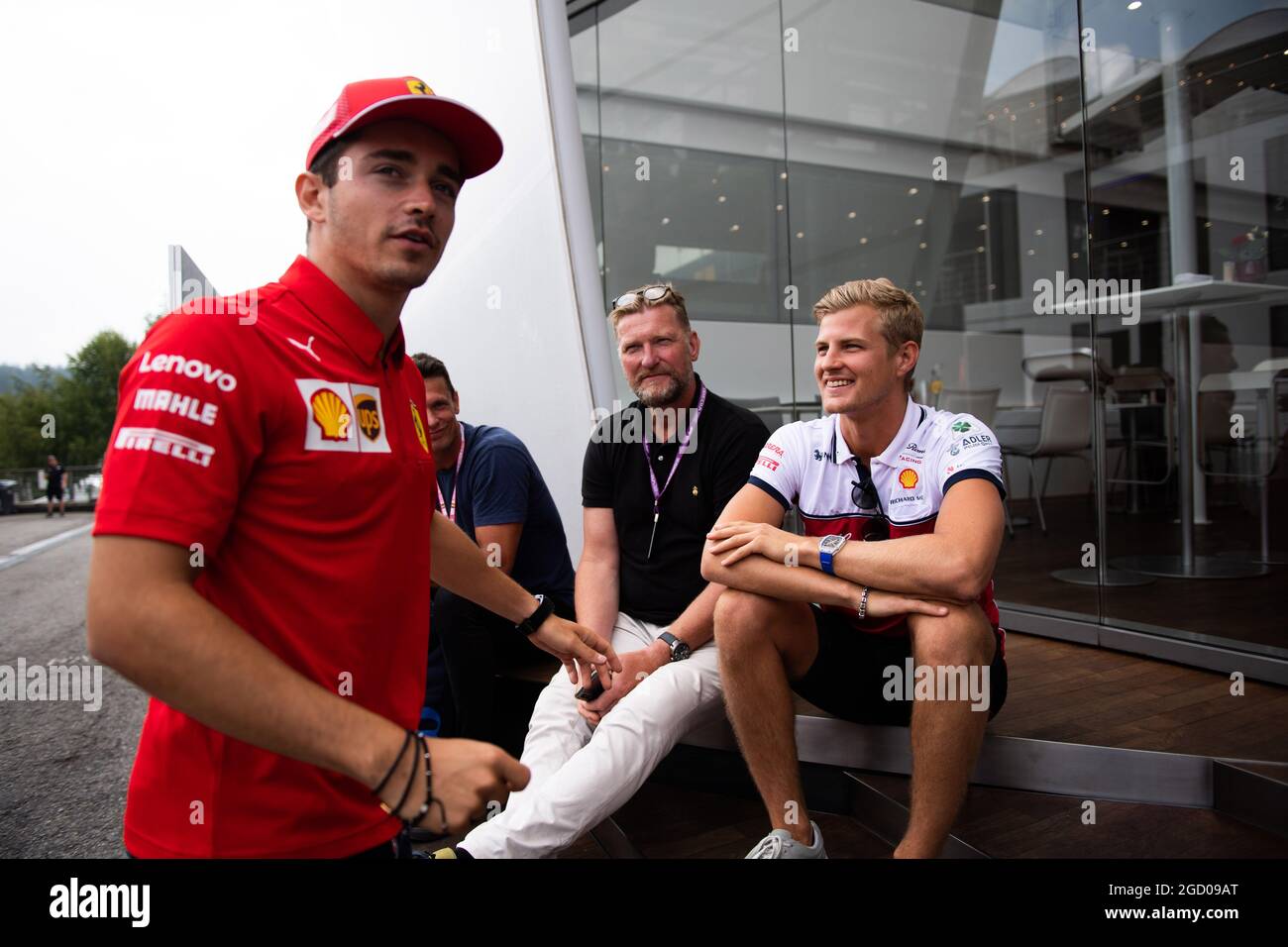 Ferrari dritter fahrer -Fotos und -Bildmaterial in hoher Auflösung – Alamy