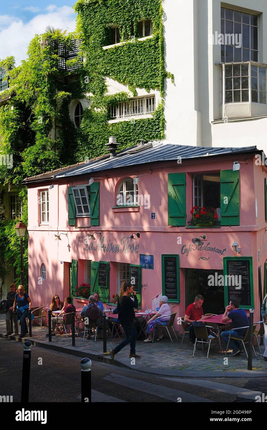 La maison rose paris das rosa haus paris -Fotos und -Bildmaterial in ...