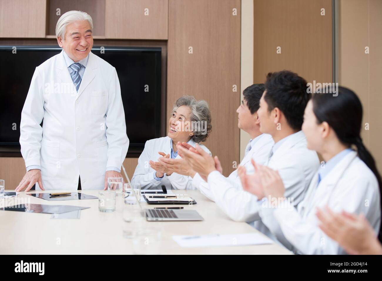 Hochrangige experten -Fotos und -Bildmaterial in hoher Auflösung – Alamy