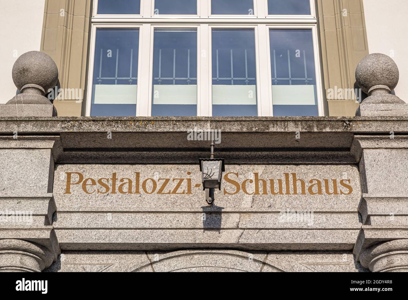 Pestalozzi schule -Fotos und -Bildmaterial in hoher Auflösung – Alamy