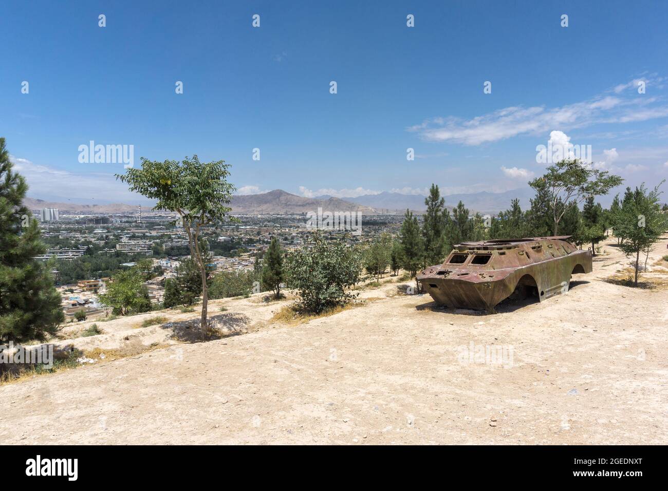 Verlassener russischer panzer -Fotos und -Bildmaterial in hoher ...