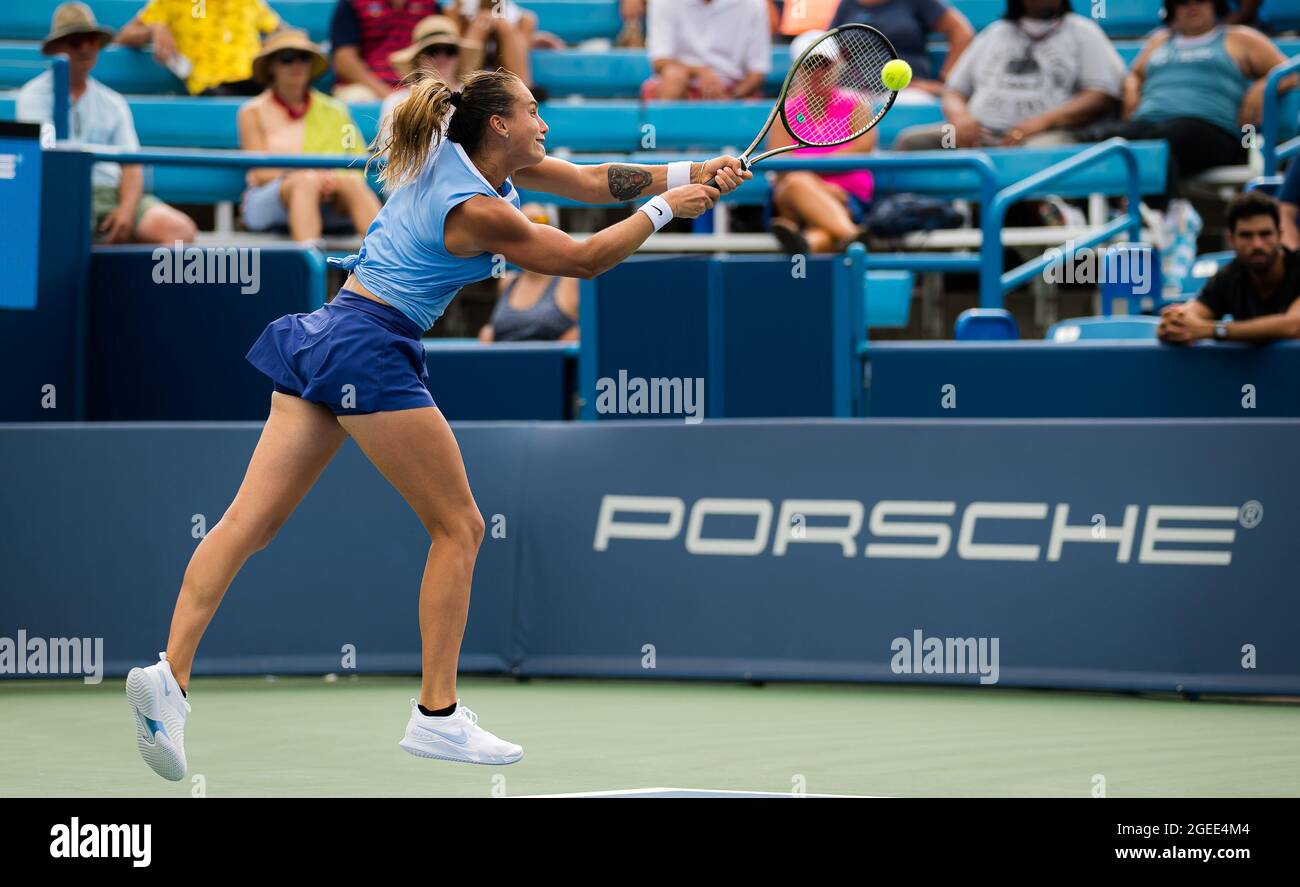 Paula badosa aryna sabalenka -Fotos und -Bildmaterial in hoher ...