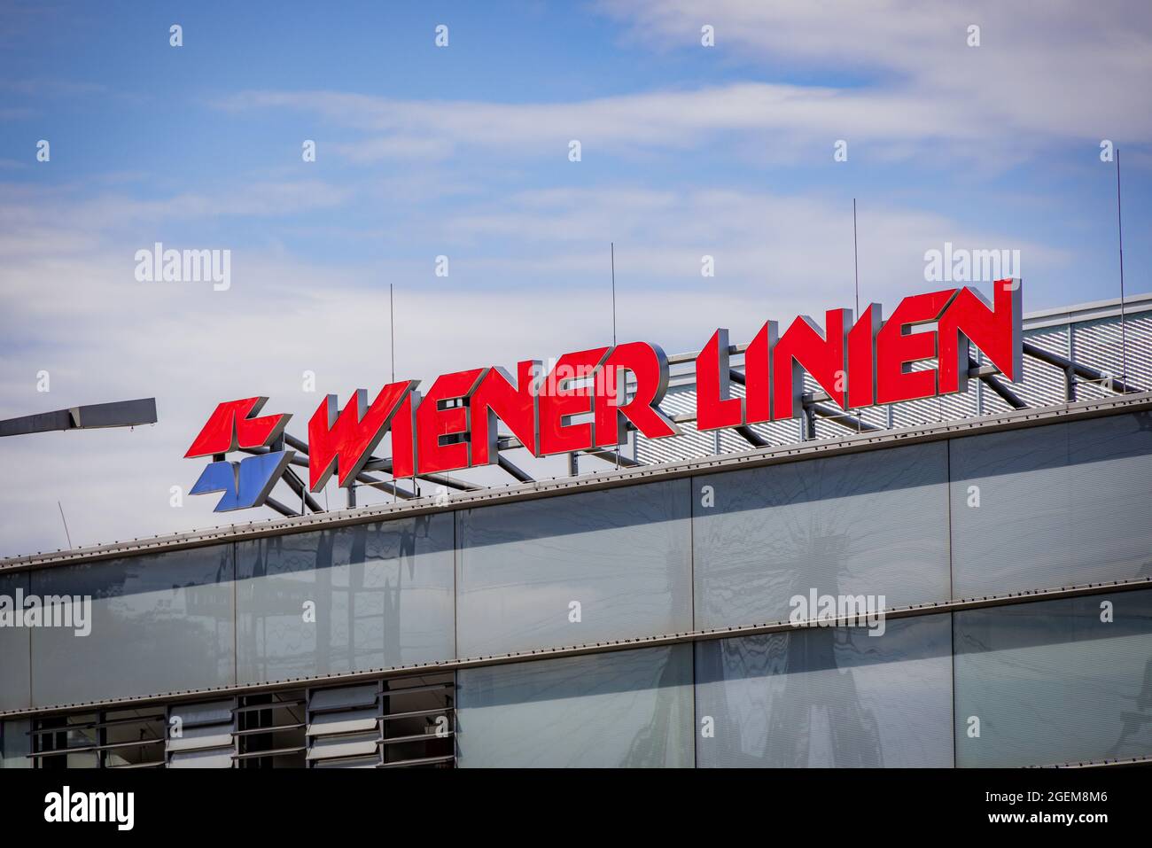 Wiener linien logo -Fotos und -Bildmaterial in hoher Auflösung – Alamy