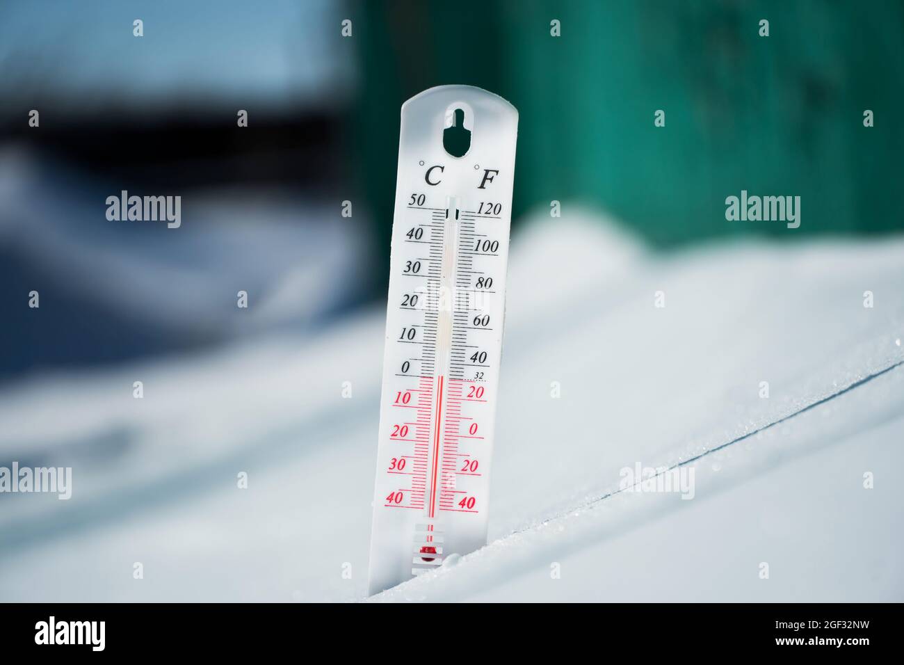 Minus temperature -Fotos und -Bildmaterial in hoher Auflösung – Alamy