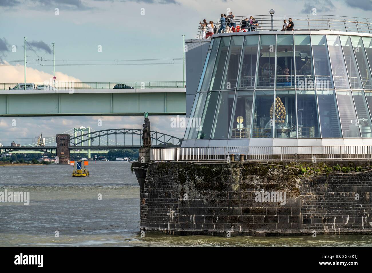 Autobahnbrücke a4 -Fotos und -Bildmaterial in hoher Auflösung – Alamy