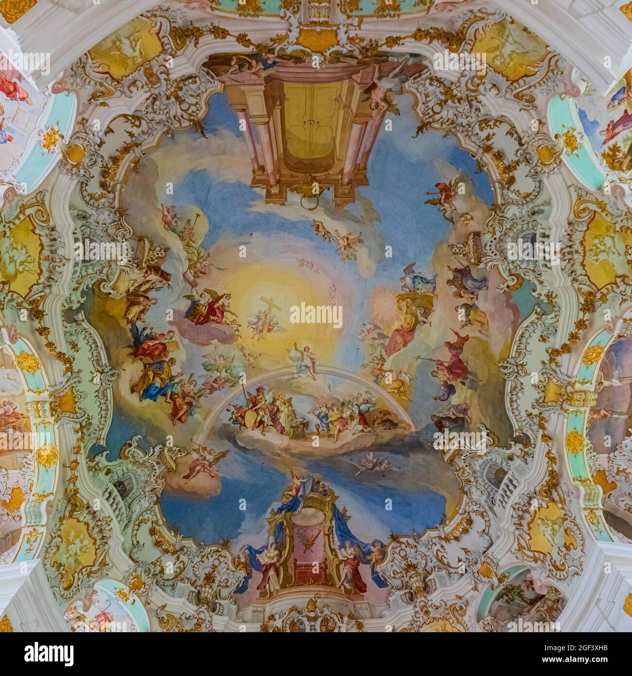 Innenraum der Wieskirche. Die Wallfahrtskirche wies (Wieskirche) ist ...