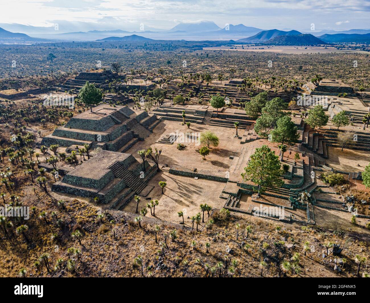 Alte ruinen -Fotos und -Bildmaterial in hoher Auflösung – Alamy