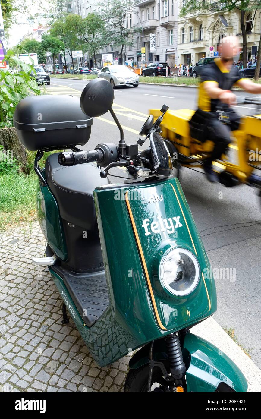 Felyx e scooter -Fotos und -Bildmaterial in hoher Auflösung – Alamy