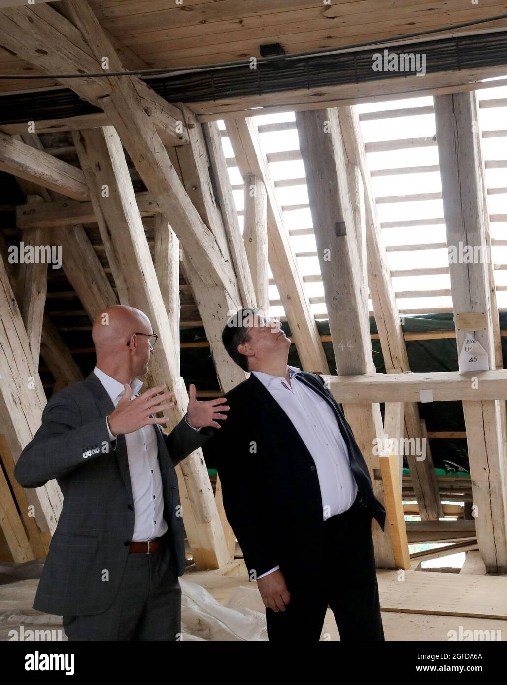 25. August 2021, Mecklenburg-Vorpommern, Güstrow: Robert Klaus (l-r ...