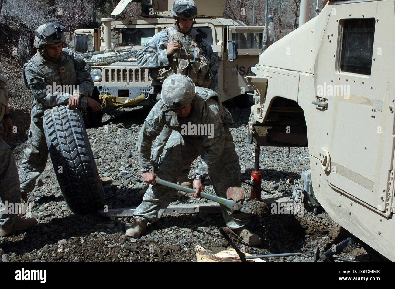 Soldaten des Scout Platoon, Headquarters and Headquarters Company, 2/87 ...