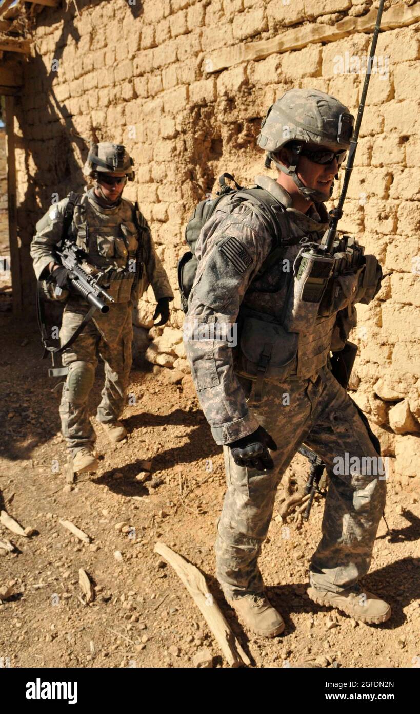 Uns armee sgt joshua smith -Fotos und -Bildmaterial in hoher Auflösung ...