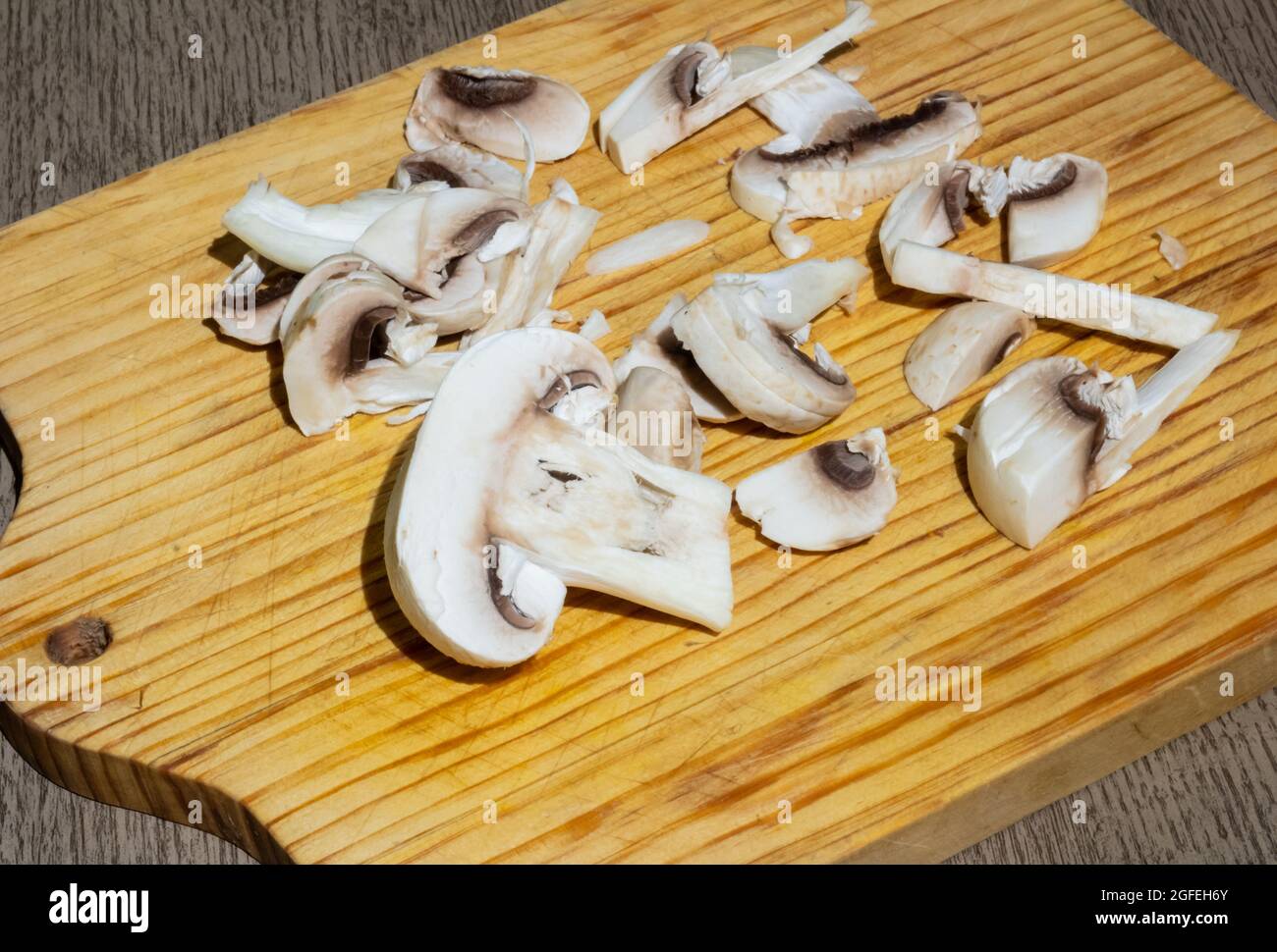 Scheiben von pilzen -Fotos und -Bildmaterial in hoher Auflösung – Alamy