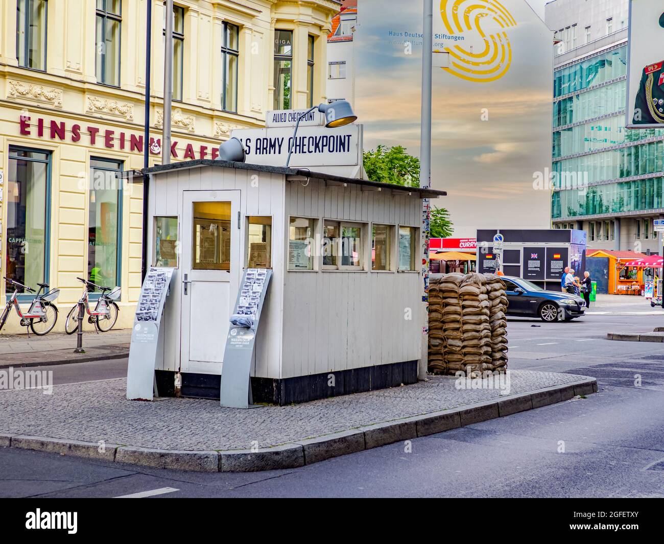 Berlin, Deutschland Augg 2020: - Check Point charlie (oder 'Checkpoint ...
