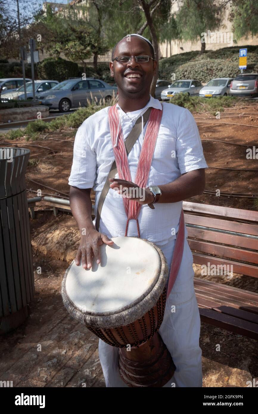 Afrikanischer jude mit kippa -Fotos und -Bildmaterial in hoher ...