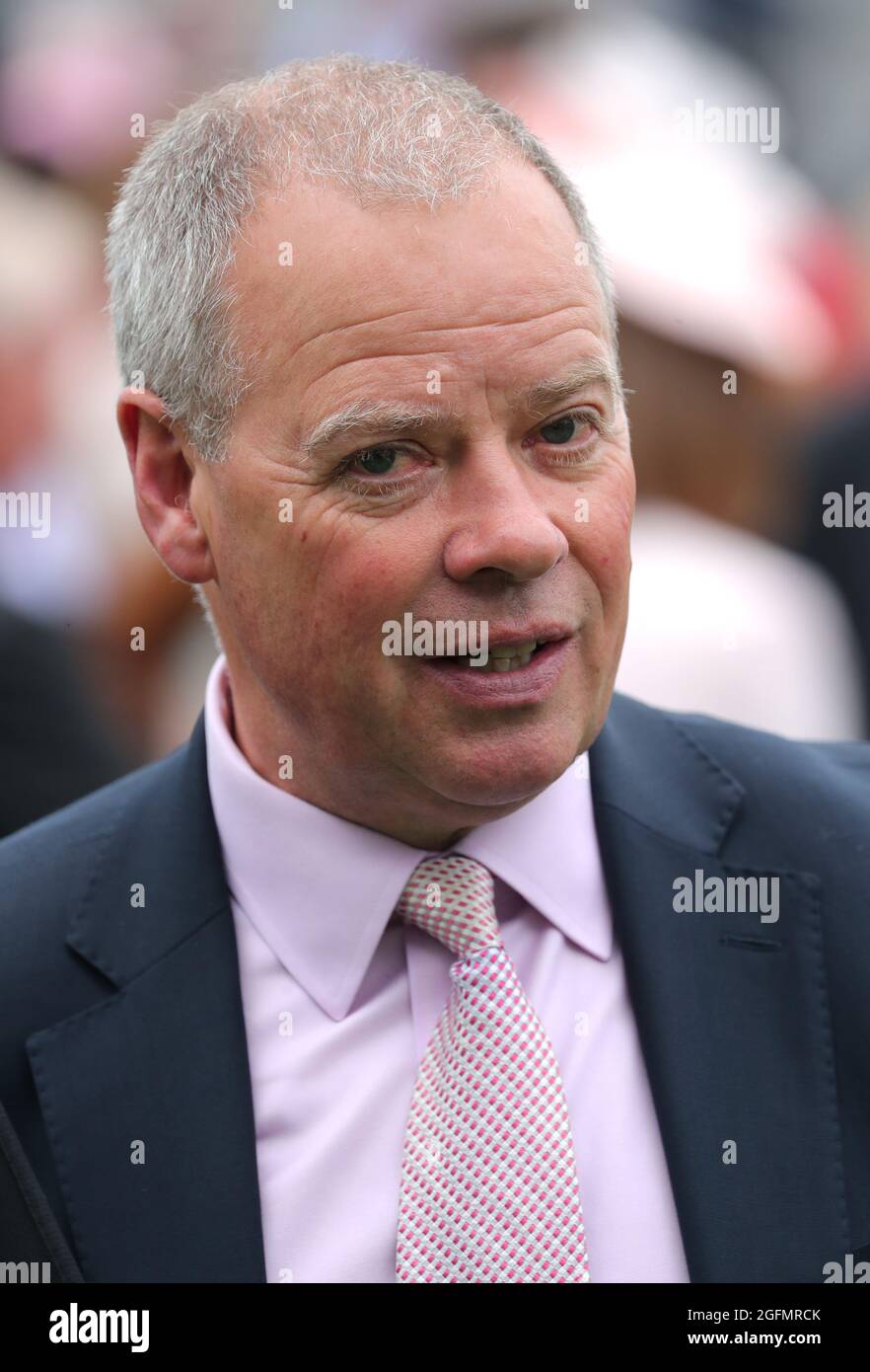 Trainer clive cox -Fotos und -Bildmaterial in hoher Auflösung – Alamy