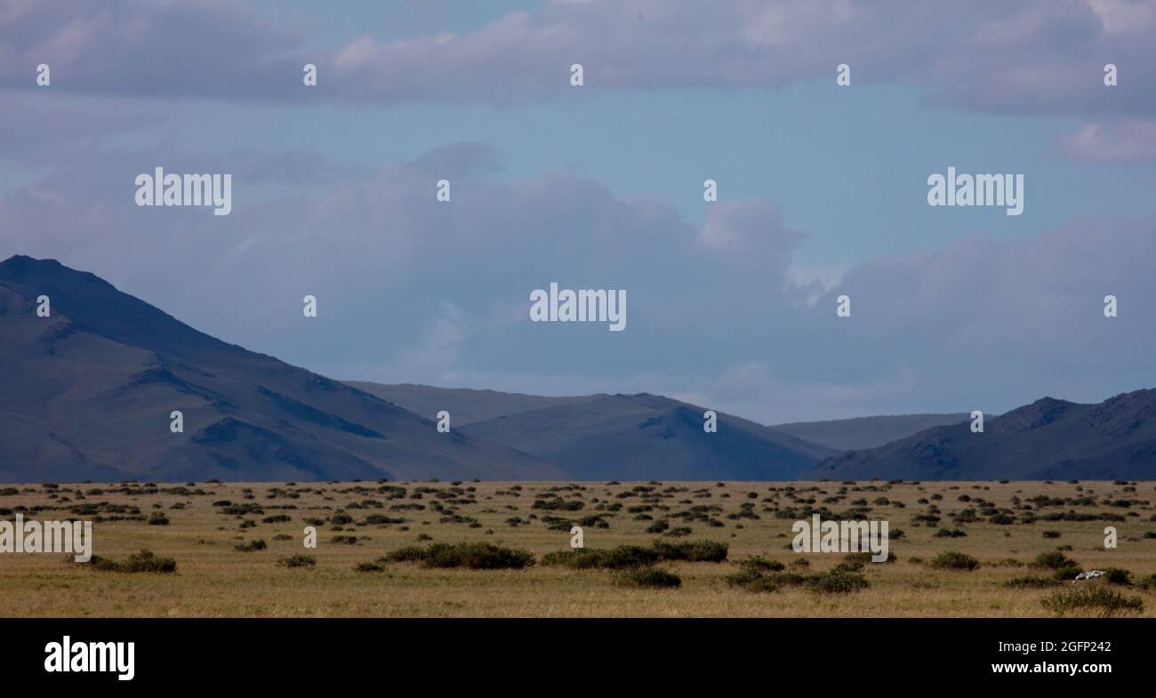 Mongolische Ulegai, mongolische Steppe Mongolische Ulegai, mongolische Steppe Mongolische Ulegai ...
