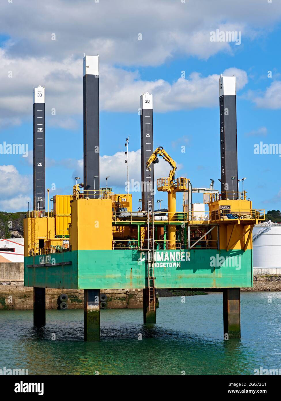 Jackup barge kommandant -Fotos und -Bildmaterial in hoher Auflösung – Alamy